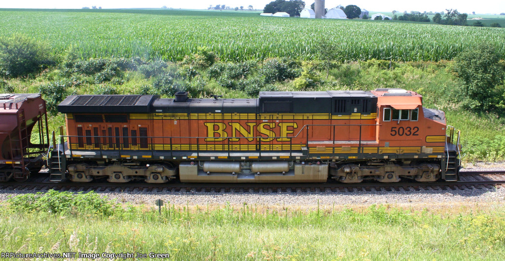 BNSF 5032